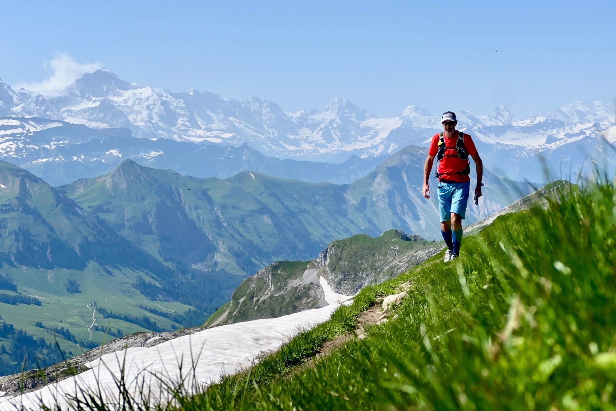Marcher dans la nature pour se sentir mieux dans sa tête • Suisse Rando