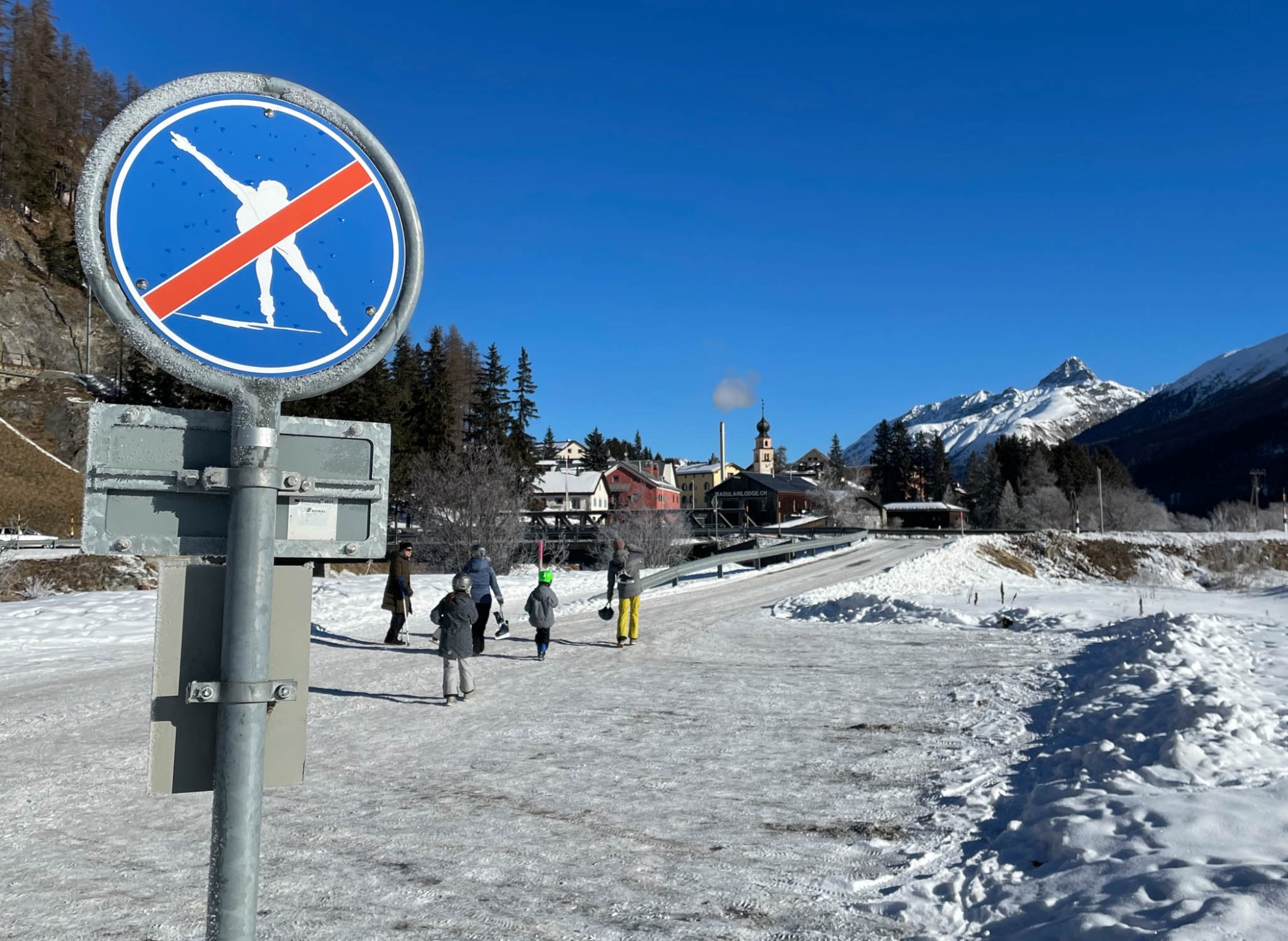 Eislaufen ist mehr als Kreislaufen: Eiswanderwege im Engadin ...