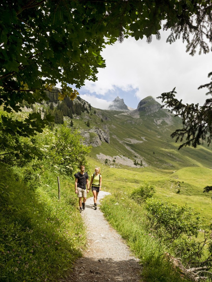 Entdecken Sie die schönsten Wanderwege der Schweiz • Schweizer Wanderwege Home